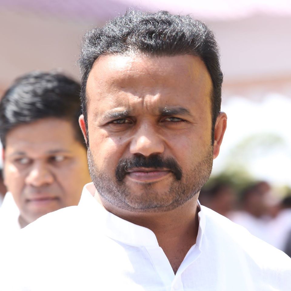 आमदार जयकुमार गोरे यांच्यासह पाच जणांवर ॲट्रोसिटीचा गुन्हा - Tarun Bharat